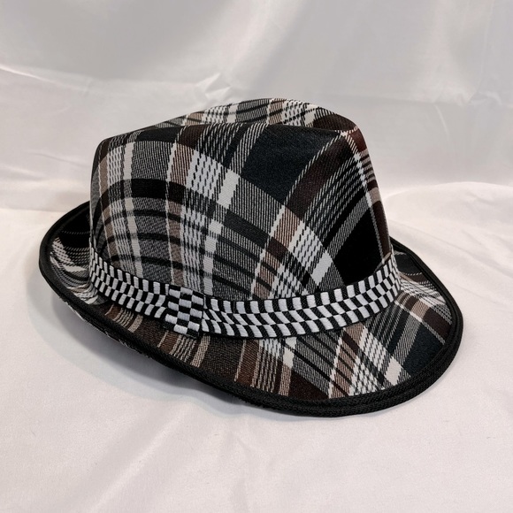 Unknown | Accessories | Brown Black White Plaid Fedora With Black White ...